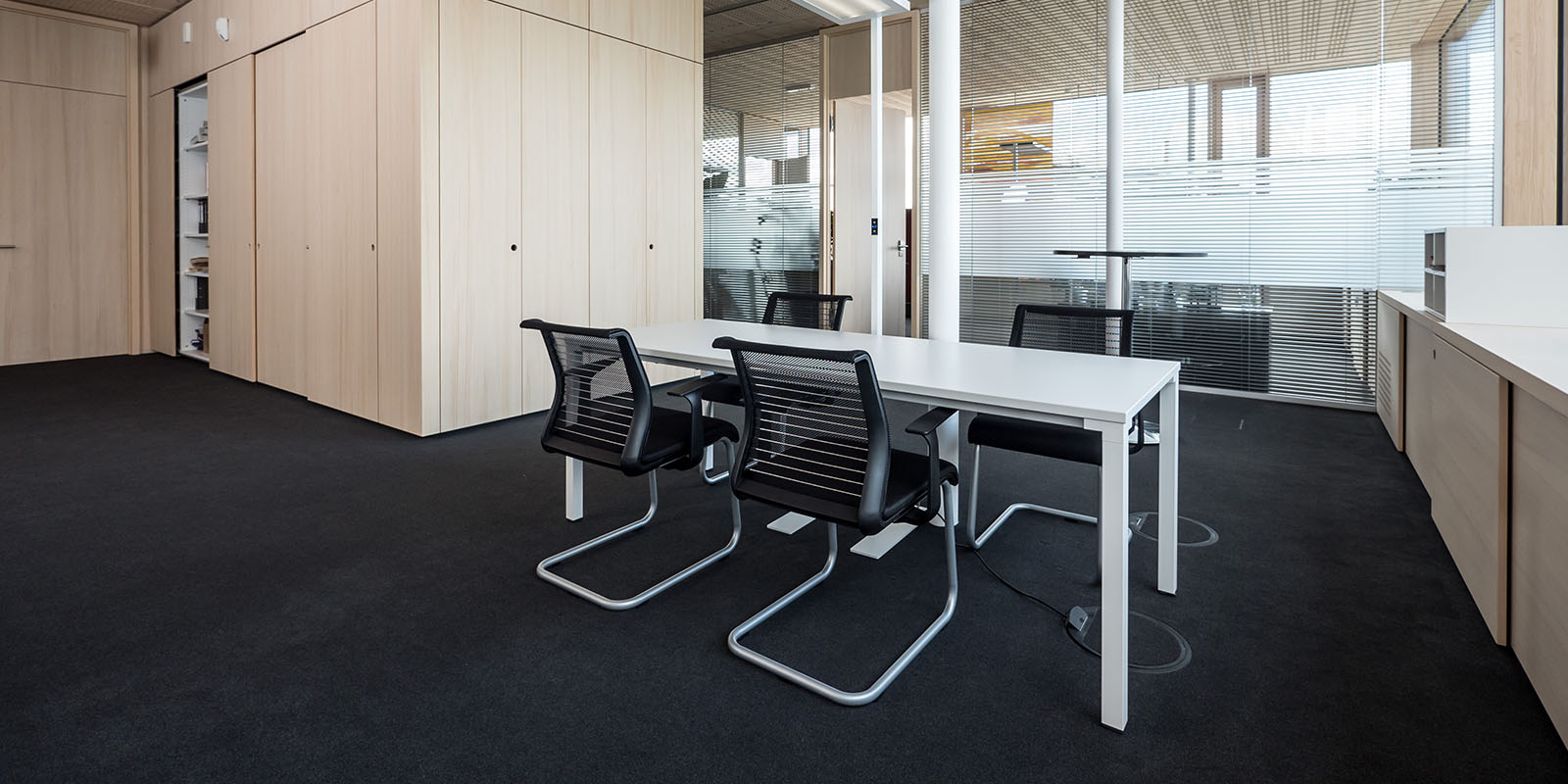 Arbeitssicherheit im Büro - mit büroform - Räume neu denken